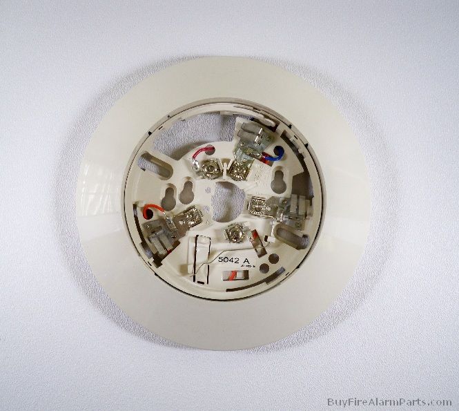 System Sensor B406B Plug-in Detector Base